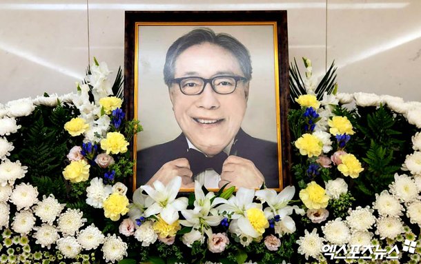 원로배우 변희봉 암투병 끝 별세…향년 81세[포토] 네이트 연예