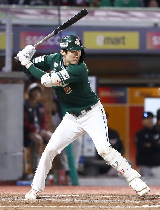 '최정 연타석포+문승원 QS' SSG, 한화 7-2 꺾고 6연승…NC 끌어내리고 단독 4위 : 네이트 스포츠