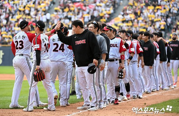 LG 우승+롯데 노히트노런+오승환 400SV…2023 KBO리그 빛낸 기록들은? : 네이트 스포츠