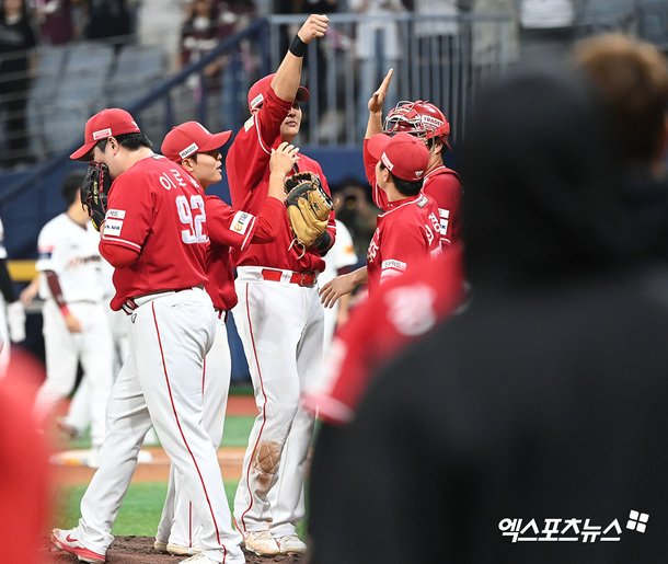 SSG '3연승 행진'[포토] : 네이트 스포츠