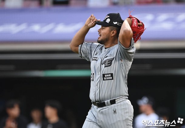 '홈런 맞고 시작→최고 153km/h' 한화 새 외인 바리아, KBO 데뷔전 어땠나 [수원 라이브] : 네이트 스포츠
