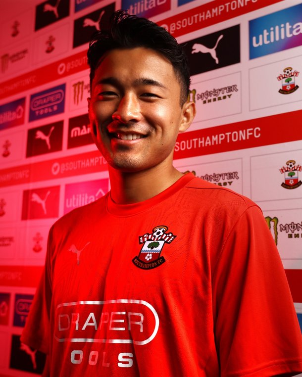 손흥민과 붙는다…일본 국대 DF, EPL 승격팀 입단→"1초 만에 결심" [오피셜] : 네이트 스포츠