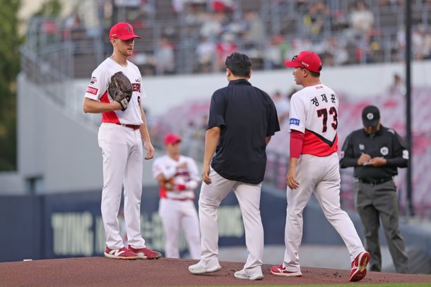 '우승청부사' 기대 속 KIA 왔는데, 4경기째 QS가 없다…사령탑 믿음 부응하지 못한 라우어 [광주 현장] : 네이트 스포츠