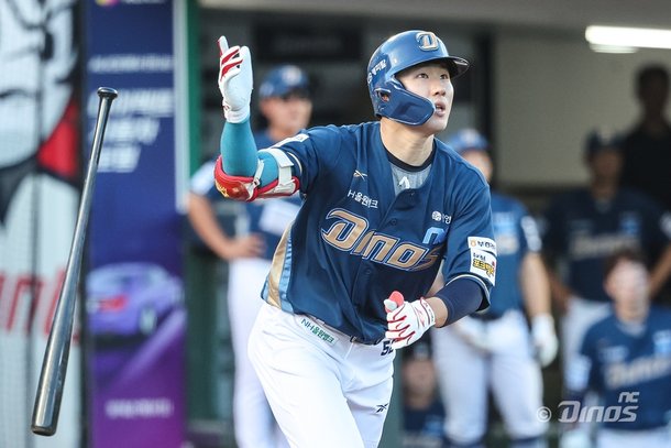 '대형 트레이드 핵심' 최원준, 2경기 만에 '멀티히트+3타점' 폭발…"감독님이 믿어주신 덕, 마음 한결 편해졌다" [부산 현장] : 네이트 스포츠