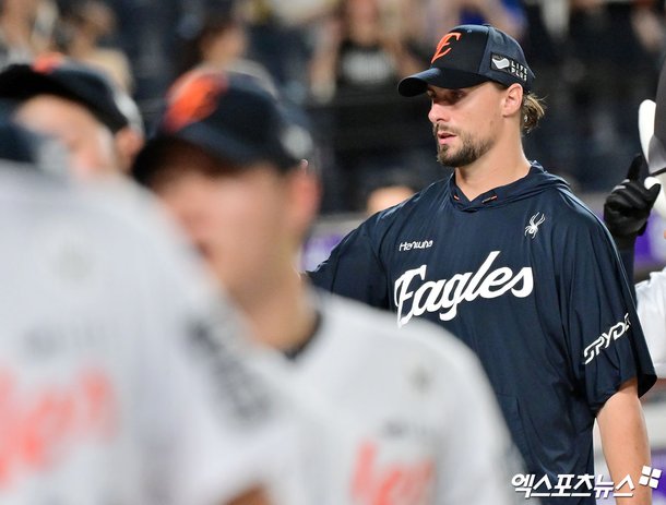 11K 삼진쇼+최고 155km, 그런데 "만족스럽진 않다"…와이스는 왜 아쉬워했나 [대전 현장] : 네이트 스포츠