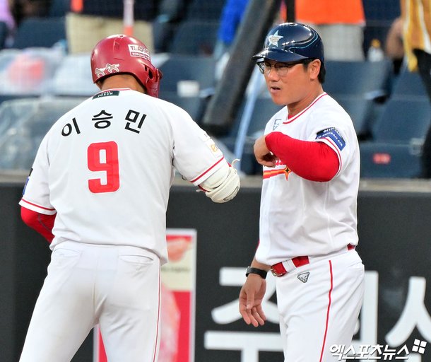 SSG, 25일부터 日 가고시마 유망주 육성 캠프 실시…'NPB 403홈런' 야마사키 인스트럭터 초빙 : 네이트 스포츠
