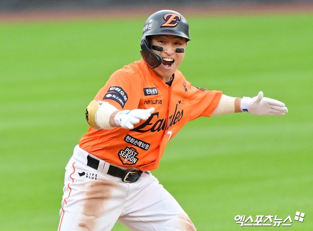 2169경기 만에 KS 간다!…PO 5차전서만 3번이나 좌절, 이번에도 손아섭은 "나 때문인가" 했는데 [PO5 인터뷰] : 네이트 스포츠