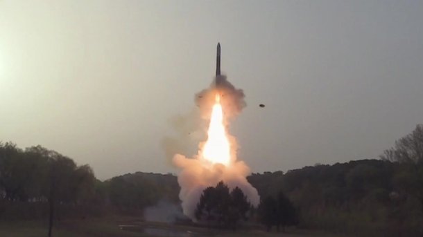 [뉴스큐] 美 정찰기 경고한 北, ICBM 발사…尹, 긴급 NSC 주재 : 네이트 뉴스