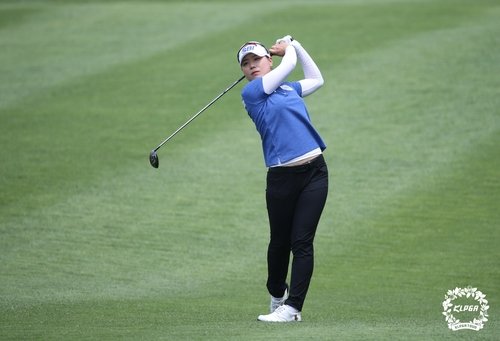 이소미, BC카드·한경 대회 3R도 선두…KLPGA 투어 첫 승 정조준(종합) : 네이트 스포츠