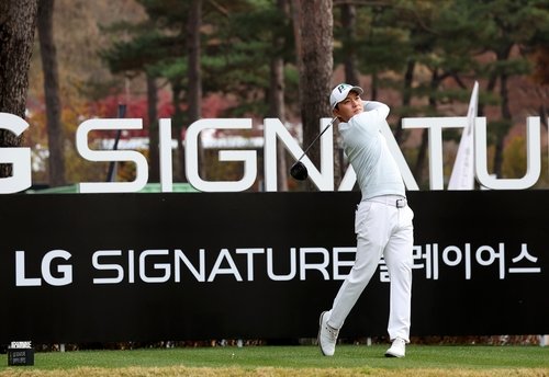 54홀 최소타 한승수, 2년 만에 정상 예약…KPGA 최종전 3R 선두 : 네이트 스포츠