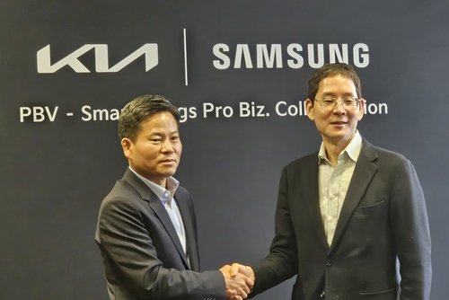기아 PBV, 삼성 B2B 스마트싱스 프로 연동…"차에서도 매장관리" : 네이트 뉴스
