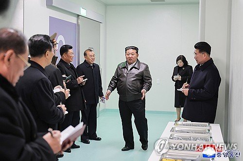 평양 외곽 강동군병원 9달만에 준공…김정은 참석 : 네이트 뉴스