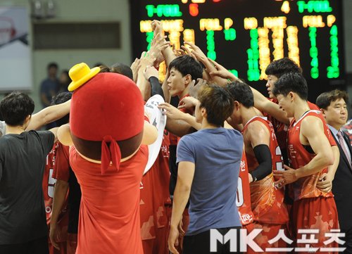 완승 KGC '우승까지 1승만 남았다' [MK포토] : 네이트 스포츠