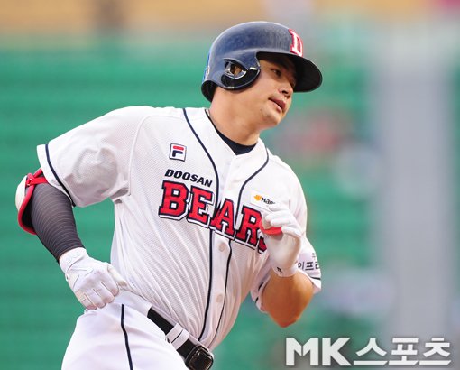 김재환 '투런포로 KBO 최조 12G 연속 타점 신기록 달성' [MK포토] : 네이트 스포츠
