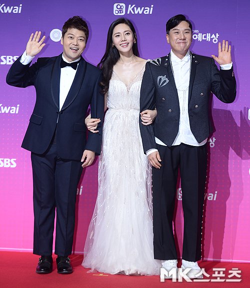 전현무-추자현-이상민 'SBS 연예대상 MC' [MK포토] : 네이트 뉴스
