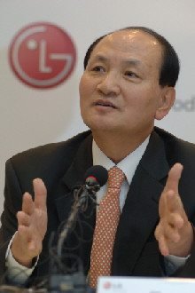 "삼성에 가려..." MS에 '왕따'당한 LG전자 : 네이트 뉴스