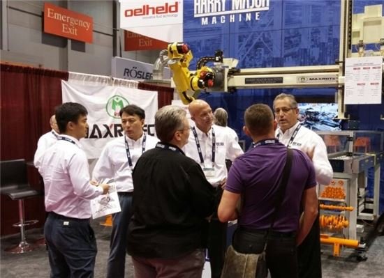 맥스로텍, 세계 최대 시카코 공작기계 전시회 참가 : 네이트 뉴스