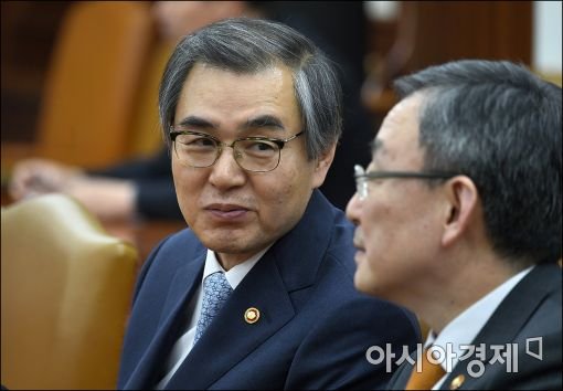 공정위의 SKT-CJ헬로비전 M&A 심사보고서, 그 내용은? : 네이트 뉴스