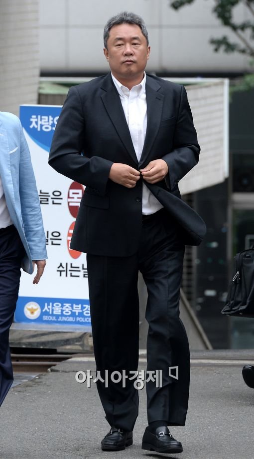 KBL, "전창진 前감독 징계 재논의 계획 없다" : 네이트 스포츠