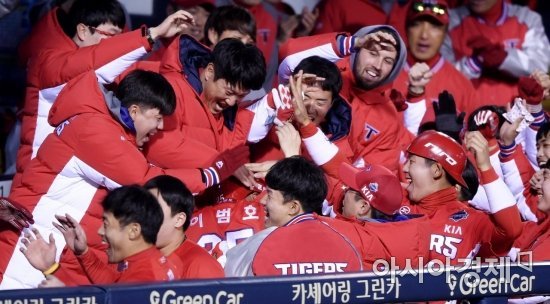 [KIA V11]'불패신화' 타이거즈 "KS 준우승은 없다" : 네이트 스포츠