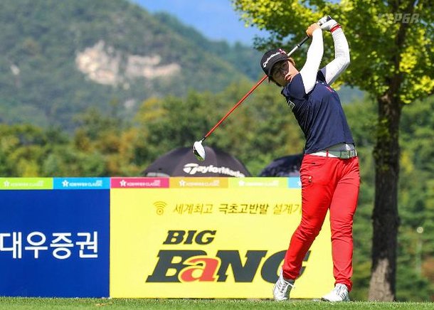 '무명' 조정민·박서영, KLPGA투어 'KDB 대우증권클래식' 첫날 1·2위 : 네이트 뉴스