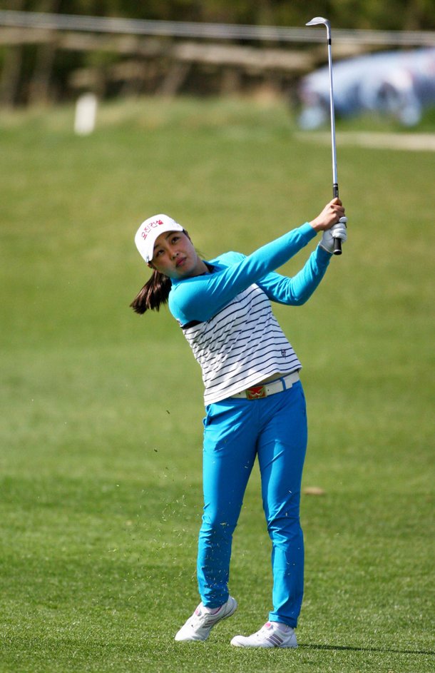 전인지·김지현·서연정, KLPGA 투어 삼천리 투게더 오픈 첫날 공동 선두 : 네이트 스포츠