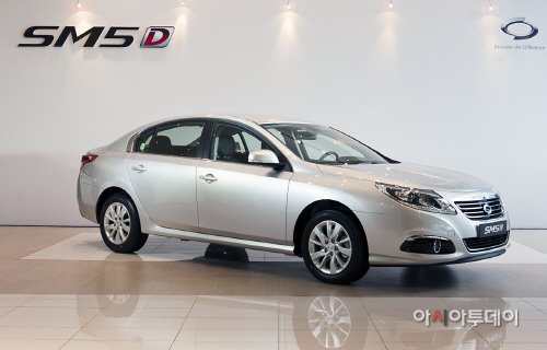 르노삼성 디젤 'SM5 D'출시, 연비 16.5km/ℓ에 2580만원 : 네이트 뉴스