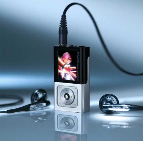 엠피오, ‘세빗(CeBIT) 2005’서 세계 최소형 PMP 공개 : 네이트 뉴스