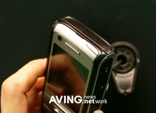 [CeBIT2006]화상통화, 스트리밍 AV 서비스 가능한 노키아 '6280' : 네이트 뉴스