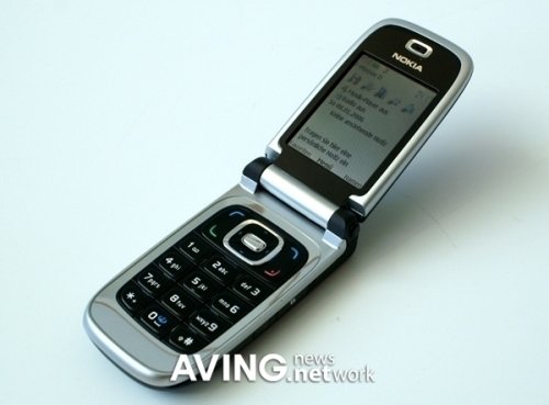 [CeBIT2006]Nokia 3161equipped with useful 'Nokia Sensor' software : 네이트 뉴스