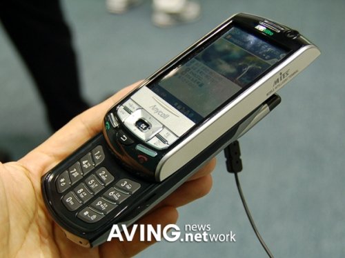 [EXPO COMM KOREA 2006]KT, PDA형태의 단말기로 와이브로 시연해 - WiBro 단말기편(3) : 네이트 뉴스