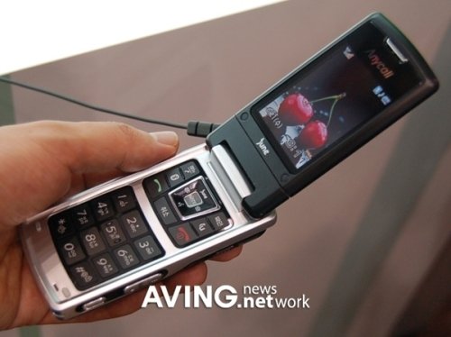[SEK 2006]Samsung 3.2M rotating S-DMB phone 'SCH-B490' : 네이트 뉴스
