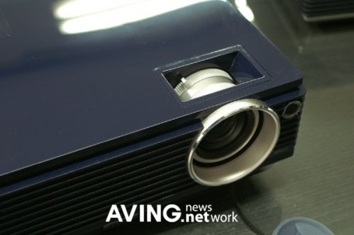 벤큐, 밝기와 램프수명을 강화한 경제적인 프로젝터 'MP611' : 네이트 뉴스