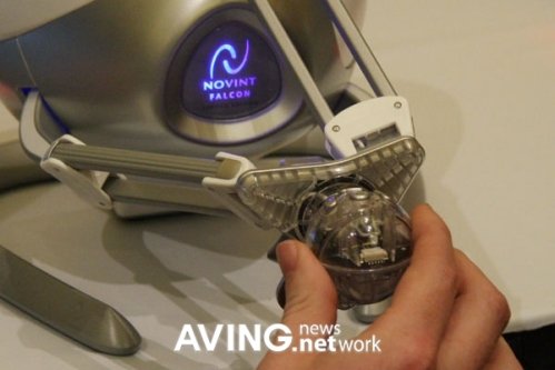 [CES 2009]Novint to demo its new type of game controller 'Novint Falcon ...