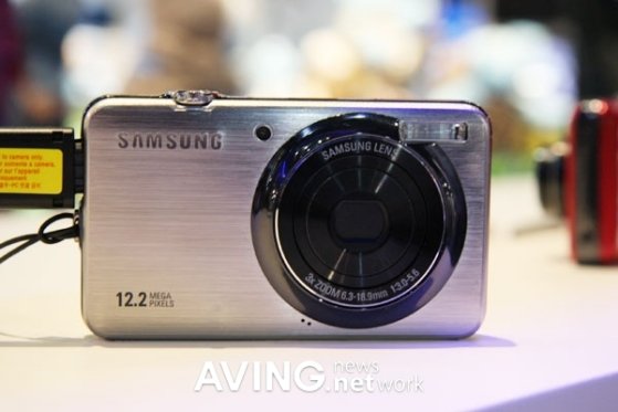 [2009 사진영상기자재 박람회]Samsung to display its 16.6mm-thick digital camera ...