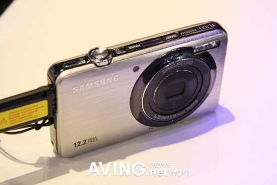 [2009 사진영상기자재 박람회]Samsung to display its 16.6mm-thick digital camera ...