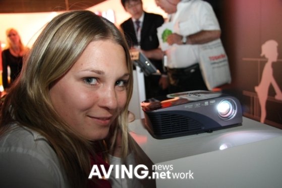 [IFA 2009][IFA 2009 - No Text News] LG LED 프로젝터 'HS200' : 네이트 뉴스