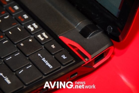 Acer's netbook 'Ferrari One' based on AMD Congo platform : 네이트 뉴스