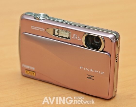 FUJIFILM's new class of EXR touch screen digital camera 'FinePix ...