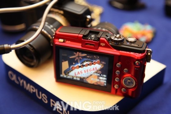 [CES 2011]Olympus to announce PEN E-PL2 : 네이트 뉴스
