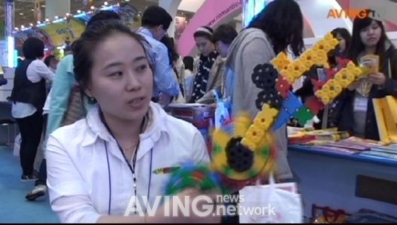 [Educare 2011][영상] 몰펀코리아, 창의성 발달에 도움 주는 '몰펀블록' 선보여 : 네이트 뉴스