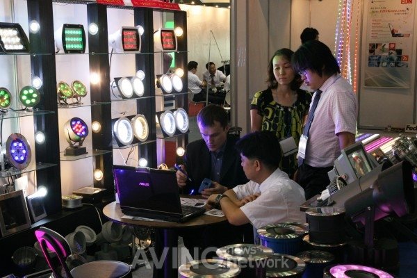 [LED EXPO&OLED EXPO 2011]'LED EXPO & OLED EXPO 2011′, the Biggest Expo of LED in Korea, Opening ...