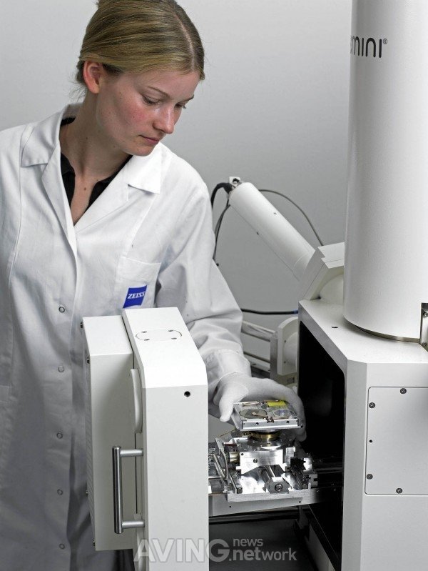 Indianapolis Museum of Art to Use New Microscope Technology to Improve ...