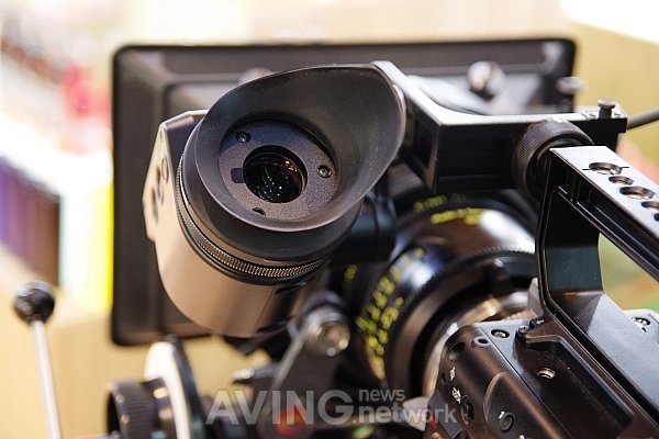 [KOBA 2013 On-Site] Sony's Real 4K CineAlta Camera 'PMW-F55' : 네이트 뉴스
