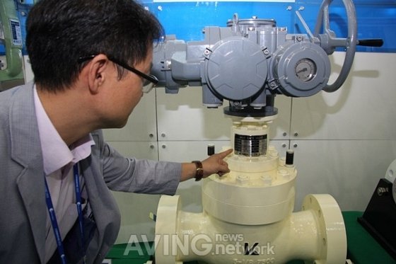 [KORMARINE 2013] KORVAL, Displaying 'Law-Temperature high-pressures ...