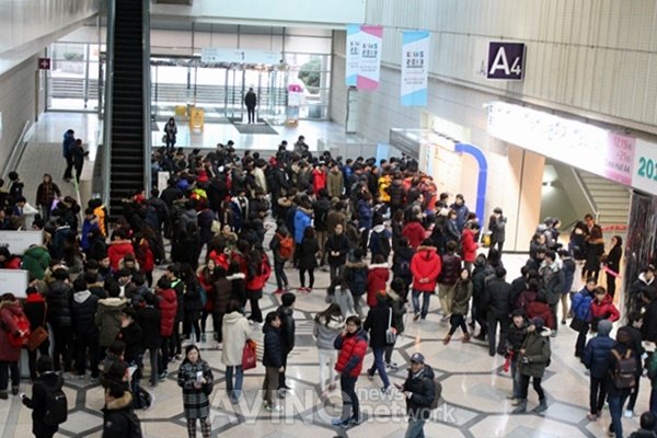 The 3rd IT Accessory·Smart Device Show 'KITAS 2013' has kicked off ...