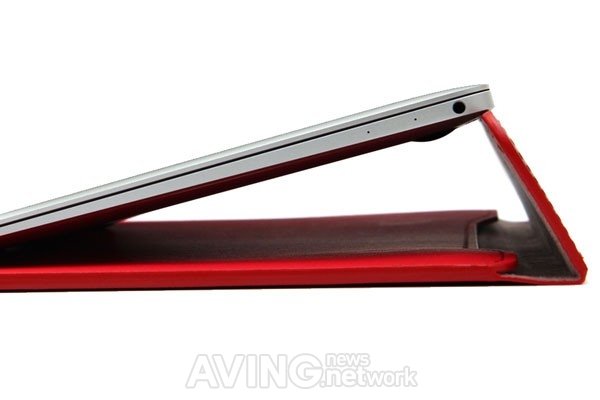 Befine launched Stand Pouch 2, a dedicated stand pouch for New MacBook ...