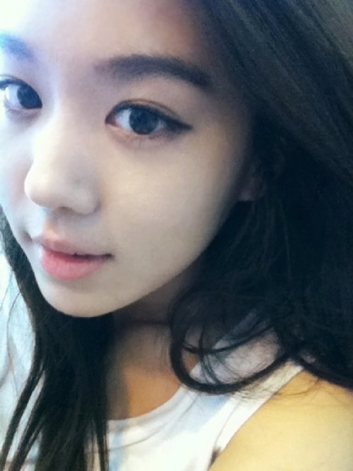 '꼭지'에서 '청순 여신'으로 돌아온 김희정! 셀카 大방출~ : 네이트 뉴스