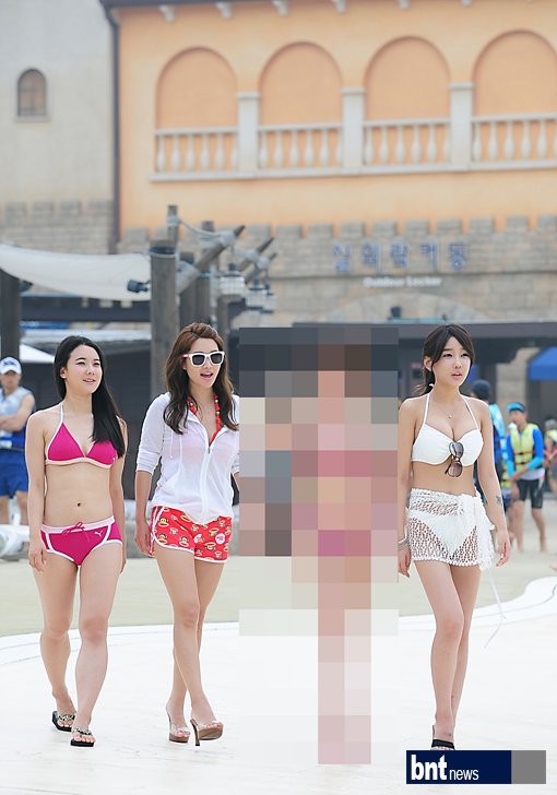 [bnt포토] 곽수연-주아민-박세미 '누구 각선미가 최고?' : 네이트 뉴스