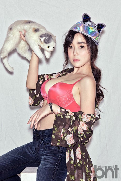 [bnt화보] 낸시랭, "지드래곤은 뇌가 섹시한 남자" : 네이트 뉴스